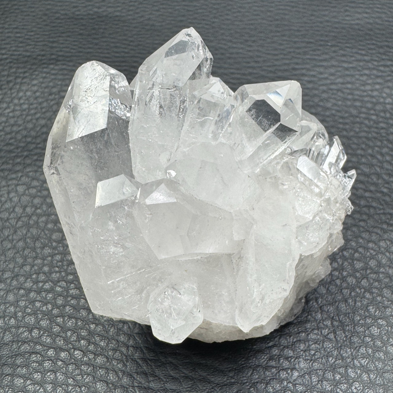 Cristal de roche de Madagascar (réf gq55) | Cœur de Pierres