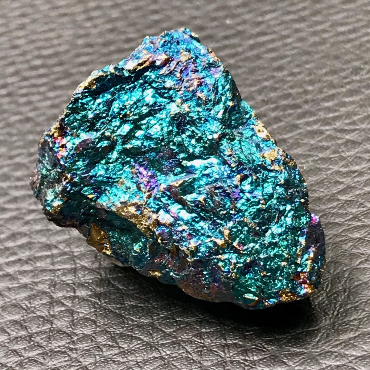 Chalcopyrite du Pérou (réf cpy10) | Cœur de Pierres