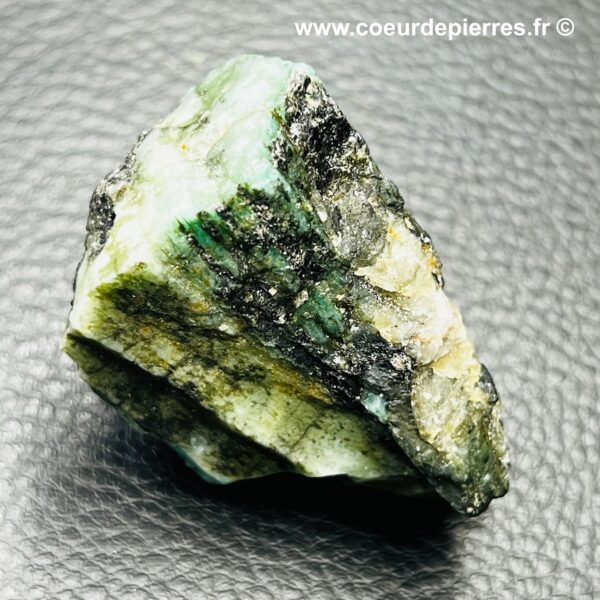 Émeraude brute du Brésil (réf emb5) | Cœur de Pierres