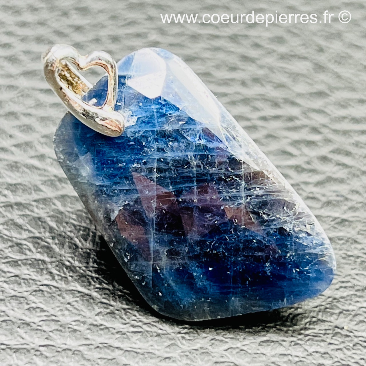 Pendentif en saphir facetté du Sri Lanka (réf sa3) | Cœur de Pierres