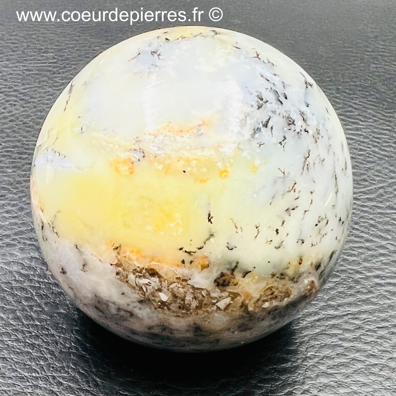Agate dendritique "sphère" de Madagascar (réf af9) | Cœur de Pierres