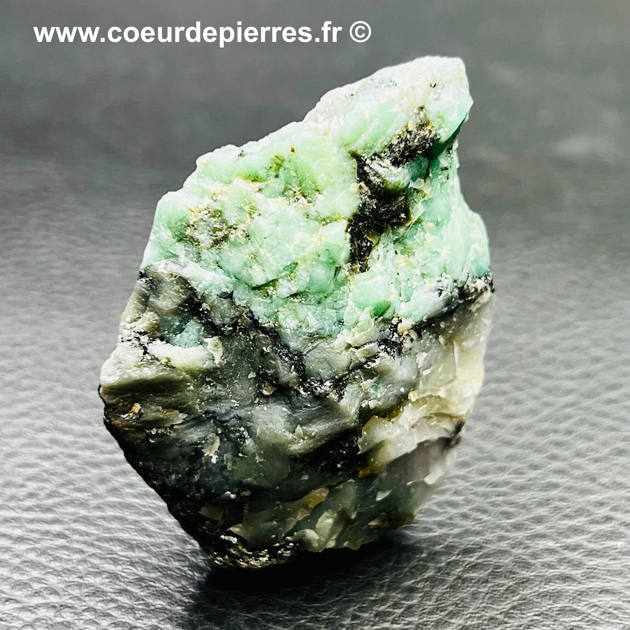 Emeraude brute du Brésil (réf emb5) | Cœur de Pierres