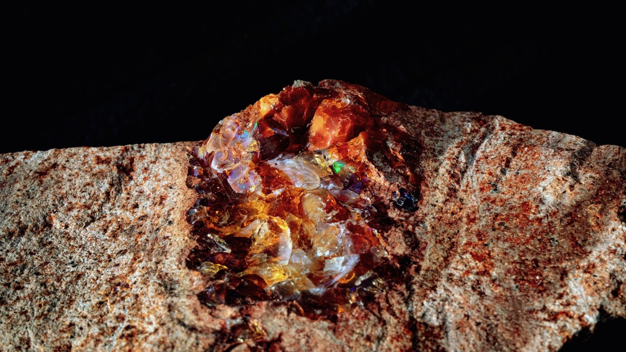 Comment Reconnaitre une Opale Authentique | Cœur de Pierres