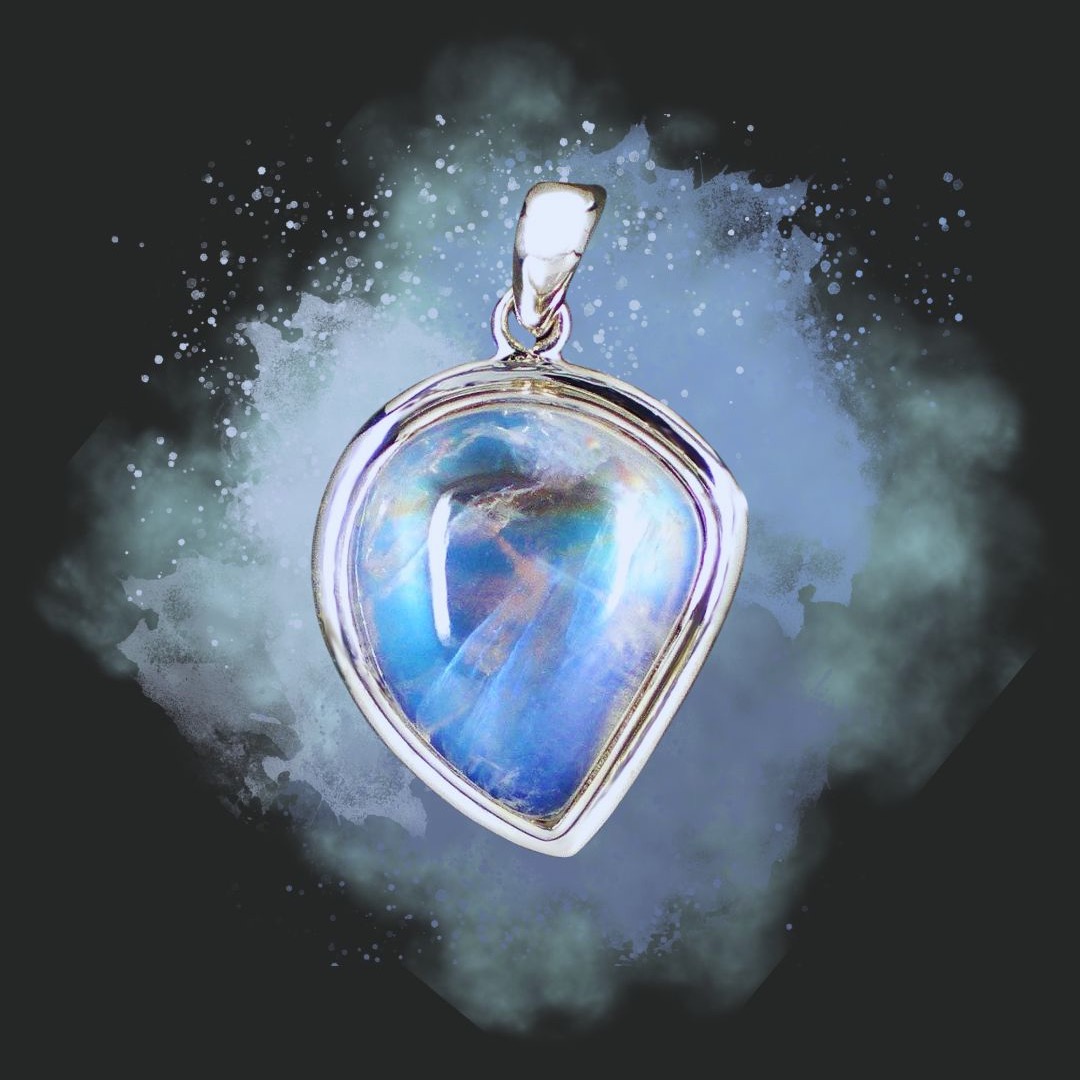 Comment Reconnaître les Pierres de Lune, on Vous Explique Tout | Cœur ...